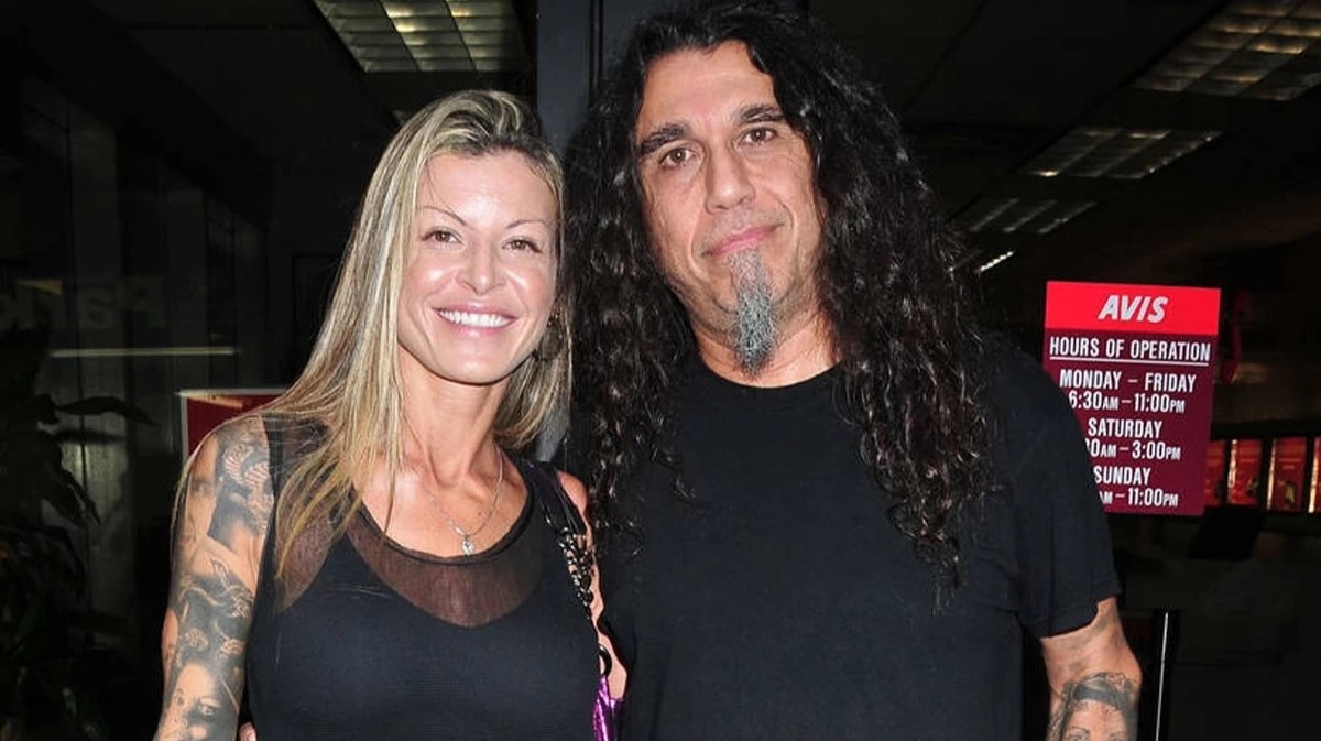 Tom Araya újra elénekli a világnézetét gyalázó Slayer-dalokat - Bronson